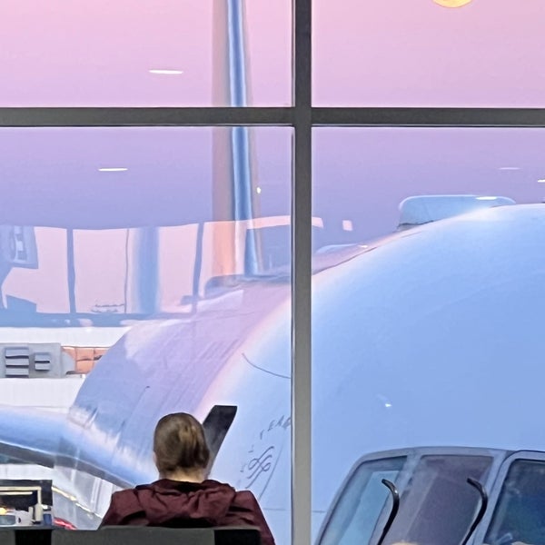 Gate E5 - Concourse E