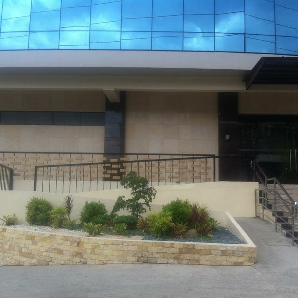 Gaisano Capital Corporate Office - General Maxilom Avenue Extension ...