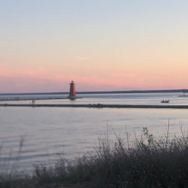 Manistique Boardwalk - 1 tip from 129 visitors