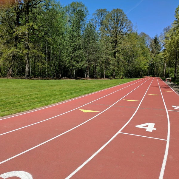 Michael Johnson Track Nike Campus