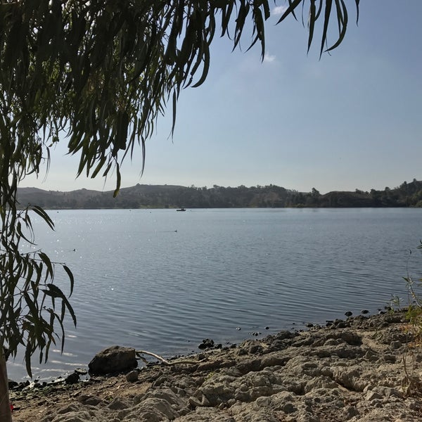 Photos at Puddingstone Lake - 4 tips from 493 visitors
