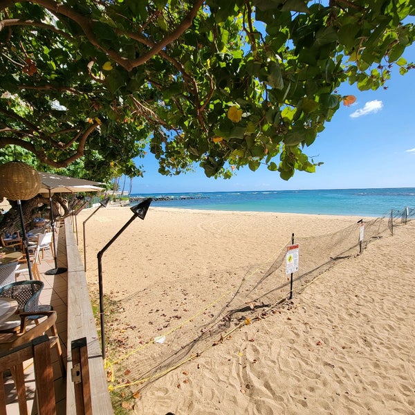 Photos at Kaimana Beach Hotel - Diamond Head - Kapahulu - St. Louis ...