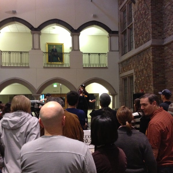 Mary Gates Hall - College Academic Building in University District