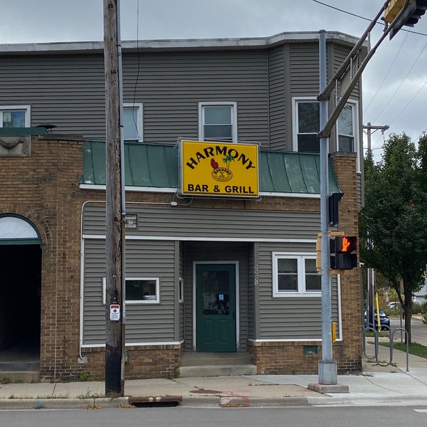 Harmony Bar & Grill - Bar in Madison
