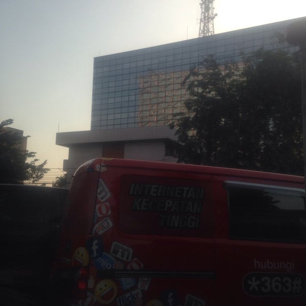 Photos at Atrium Mulia Telkomsel - Jakarta Selatan - 12 tips