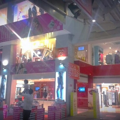 Photos at SOBO Central - Shopping Mall in Tardeo