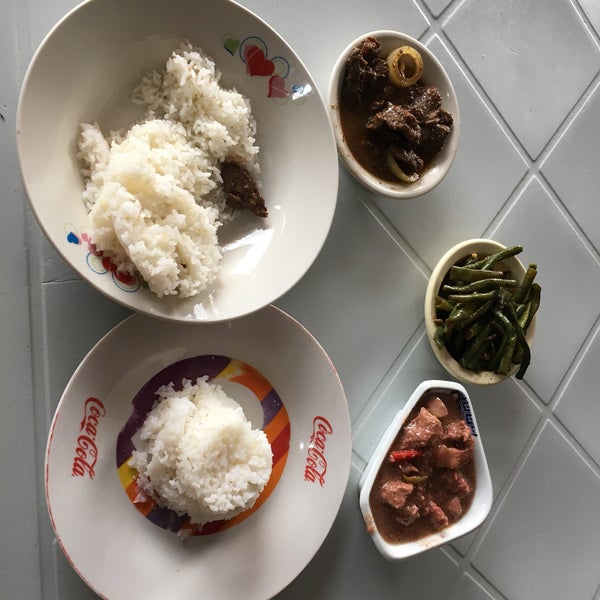 Rolling Stores - Filipino Restaurant in Baler