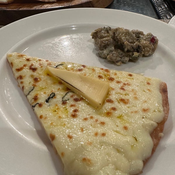 barLO Resto Lounge - 34 tips