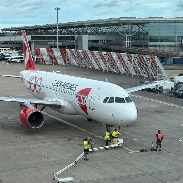 Gate 3 - Airport Gate in Stansted