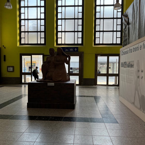 Photos at Stazione Chiasso - Rail Station