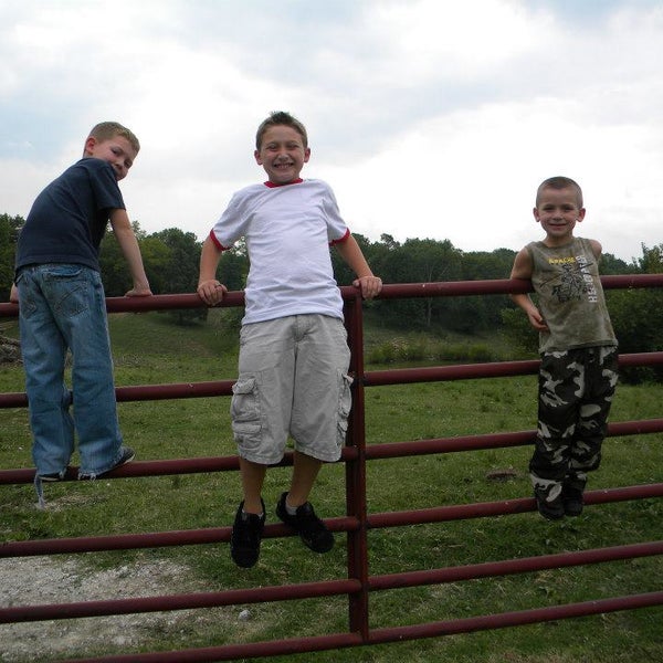 Feeney Brothers Factory Service Center - 10900 Loveland Madeira Rd