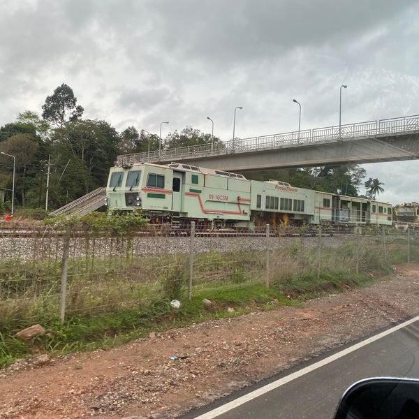 สถานีรถไฟปะทิว (Pathio) SRT4179 - National Hwy No.3253