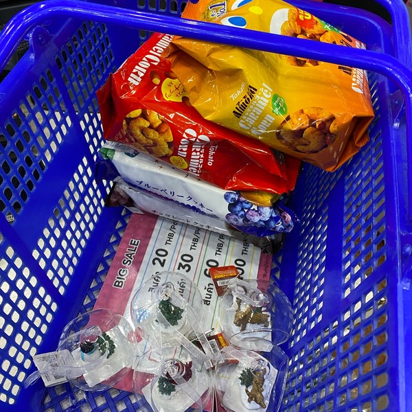 Daiso (ไดโซ) - Crystal Design Center