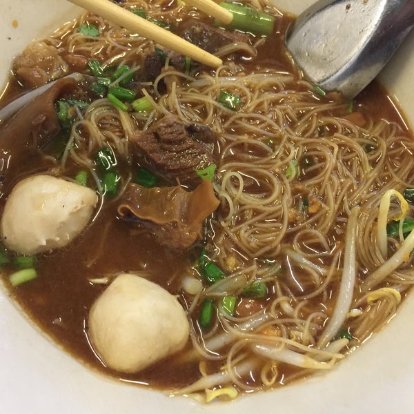 Daddy ก๋วยเตี๋ยวหม้อไฟ @ตลาดเหมืองแร่ The Walk - Noodle Restaurant