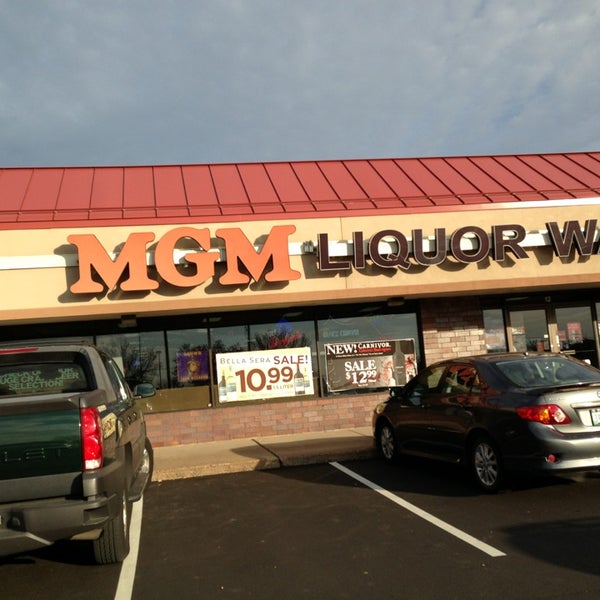 MGM Liquor Warehouse - Maplewood - Oakdale - 3 tips from 152 visitors