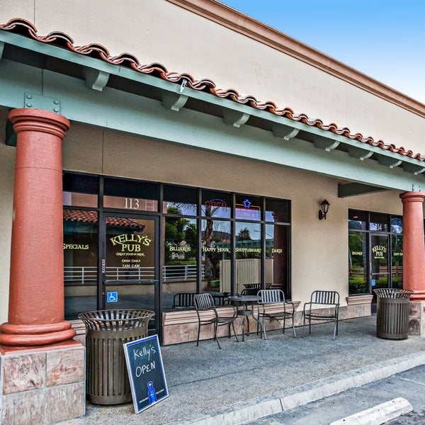 Kelly's Pub - Pub in San Diego
