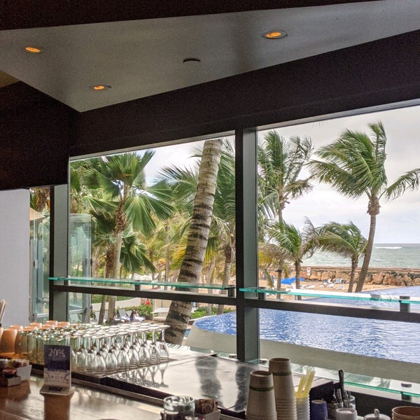 The Loft Beach Front - Food in San Juan