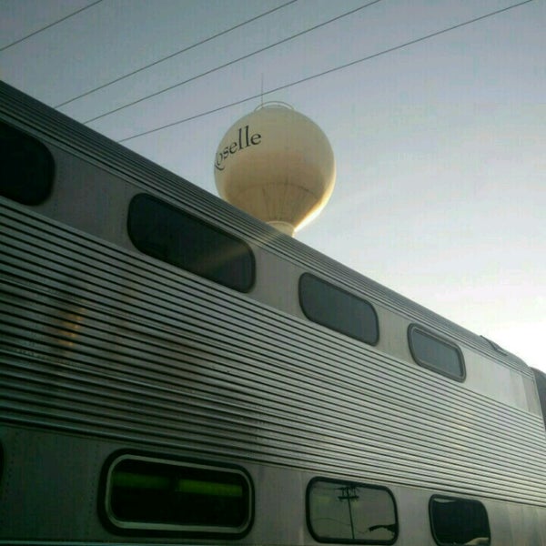 Metra - Roselle - Rail Station