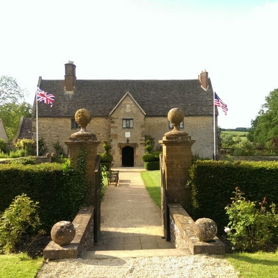 Sulgrave Manor - Historic and Protected Site in Sulgrave