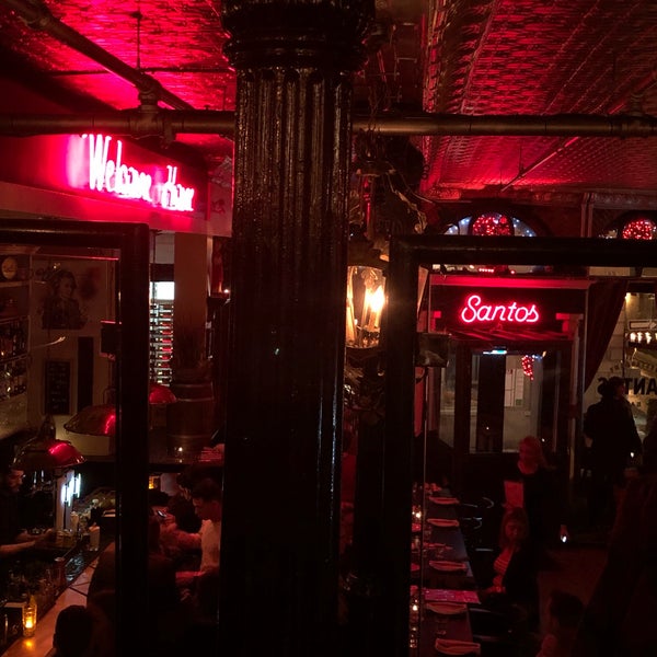 Photos at Santos Tapas Bar - Vieux-Montréal - 34 tips