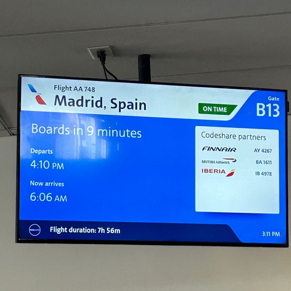 Gate B13 - Airport Gate