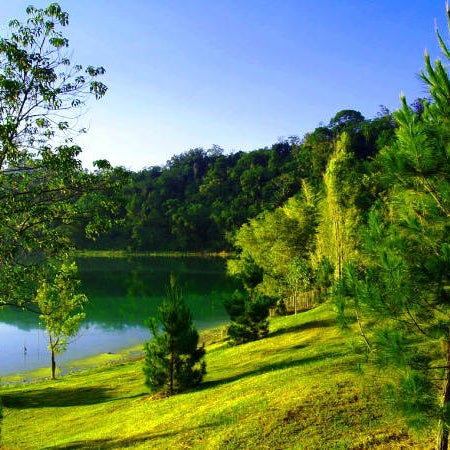 Danau Linow - Lake in Tomohon