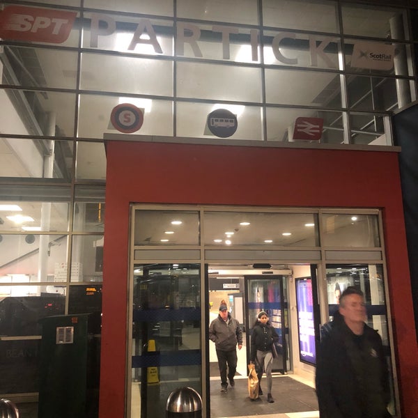 Partick Railway Station (PTK) - Merkland Ct