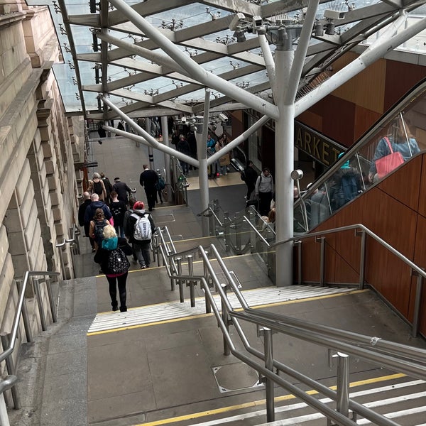 Waverley Steps - Waverley Station - Edinburgh, City of Edinburgh