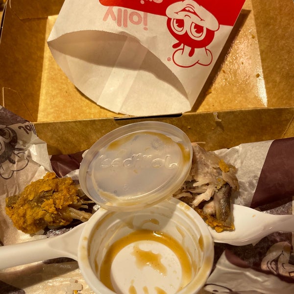 Jollibee - Fast Food Restaurant in Fort Bonifacio