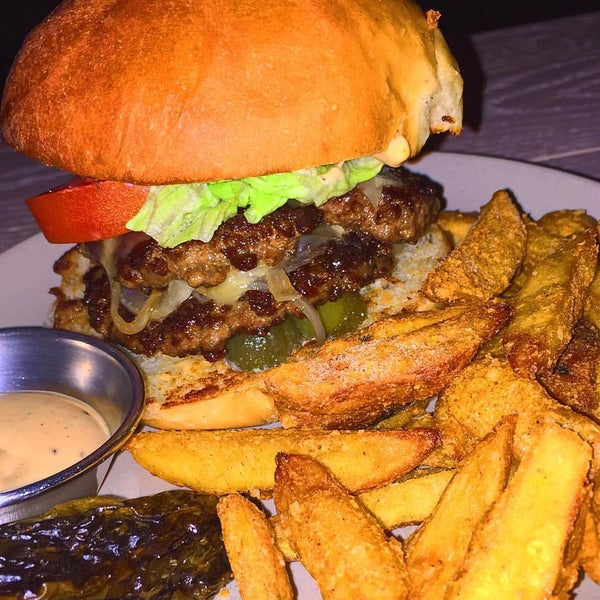 Gardner (Now Closed) - 1914 E 6th St