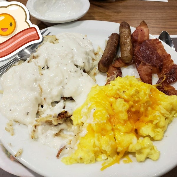 Denny's - Breakfast Spot in Moreno Valley