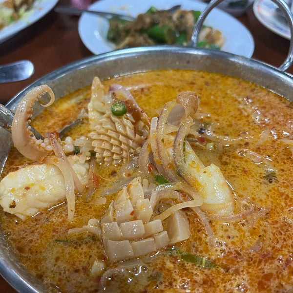 Fish Village Seafood Restaurant (渔村海鲜楼) - 21 tips from 2159 visitors