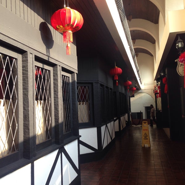 The Tanglin Club - Newton - 5 Stevens Road