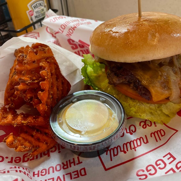Epic Burger - South Loop - Chicago, IL