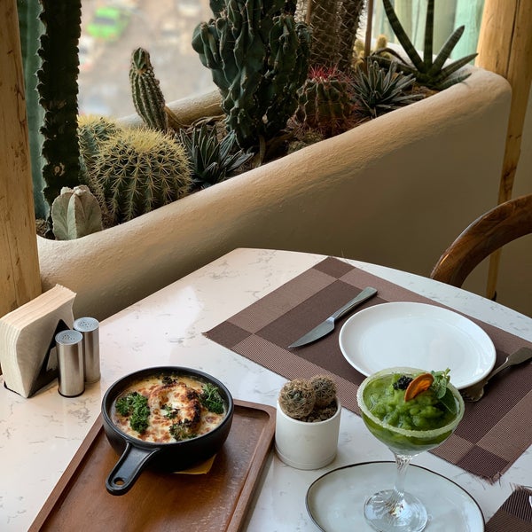 The Five Lounge Restaurant | رستوران فایو لانژ - Restaurant in منطقه ۳