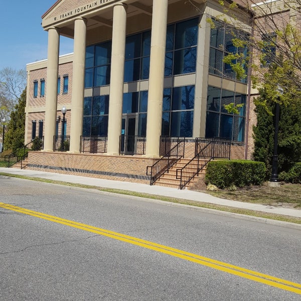 Hampton University - University in Hampton