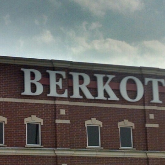 Berkot's Super Foods - 2141 Calistoga Dr