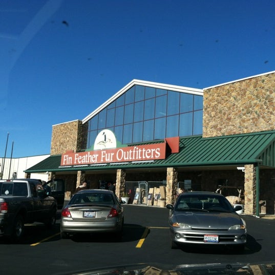 Photos at Fin Feather Fur Outfitters - Ashland, OH