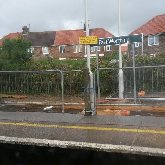 East Worthing Railway Station (EWR) - Rail Station