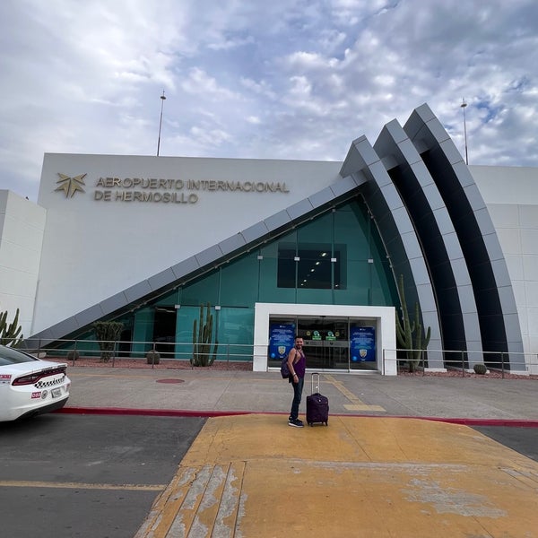 Photos at General Ignacio Pesqueira Garcia International Airport (HMO ...