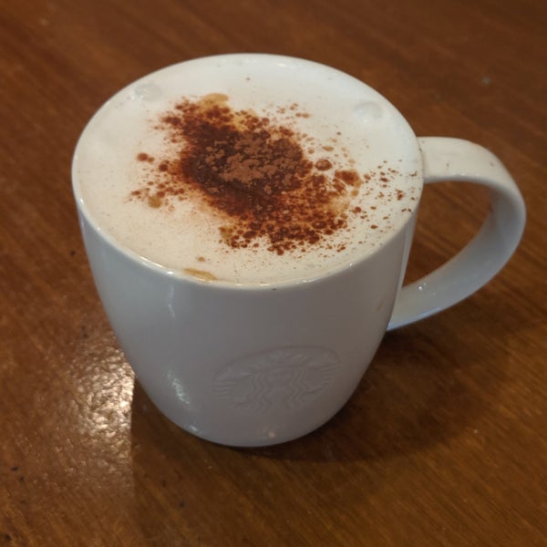Starbucks - Bandra East - 6 tips from 407 visitors