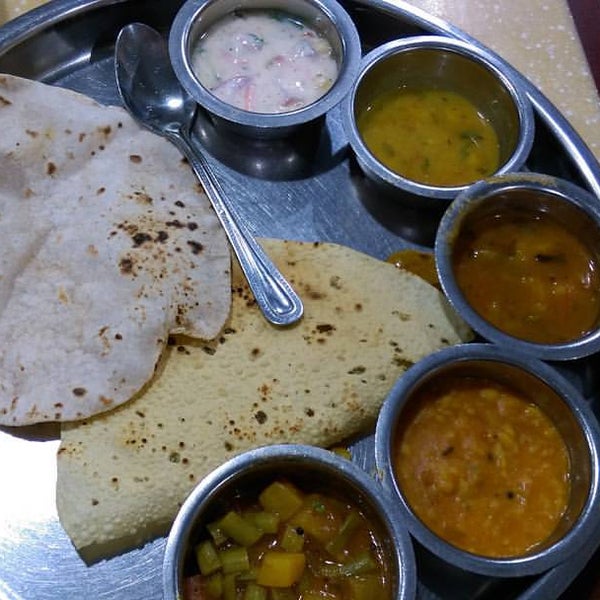 Geetar Restaurant - 7 tips