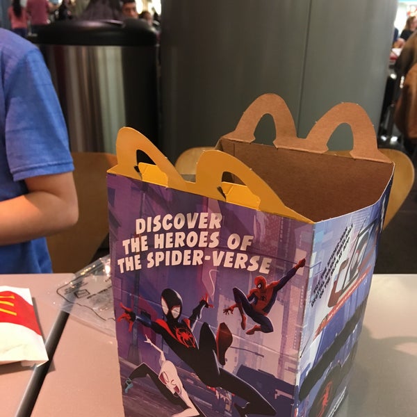 McDonald's - Fast Food Restaurant