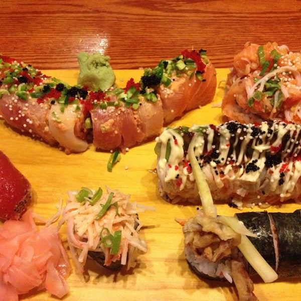 Sushi Coast - Baybrook Park - 528 W Bay Area Blvd