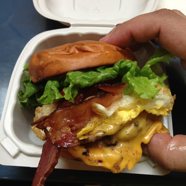 Modern Burger (Now Closed) - Burger Joint in Scottsdale