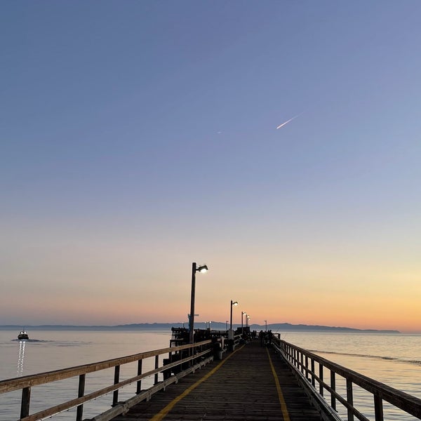 Goleta Pier - Beach in Goleta