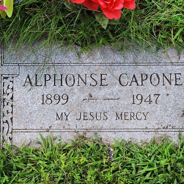 Al Capone Grave