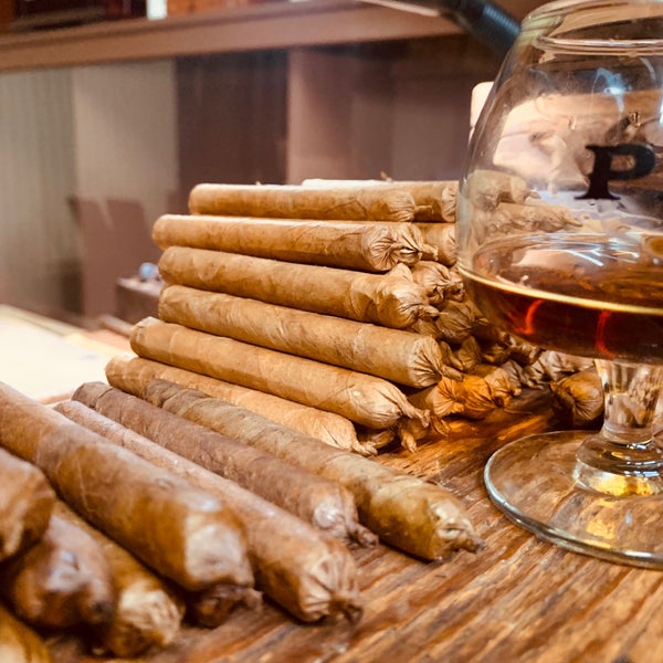 Rodriguez Cigars - Smoke Shop in Key West