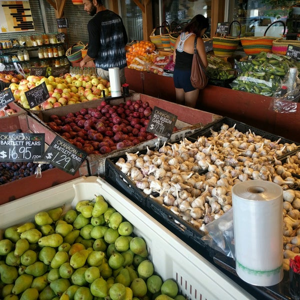 Hofstede's Country Barn - Sardis - Vedder - 2 tips from 73 visitors