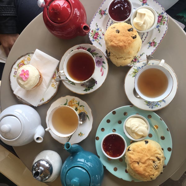 The Berry Tea Shop - Tea Room